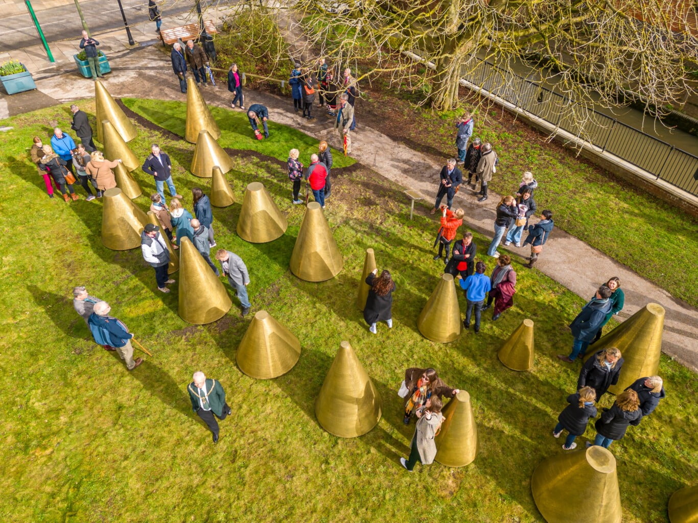 Riverside Public Art Sculpture - Farnham Town Council