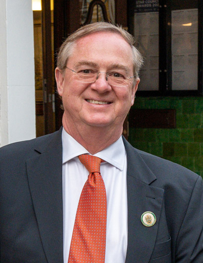 Councillor Andrew Laughton - Farnham Town Council